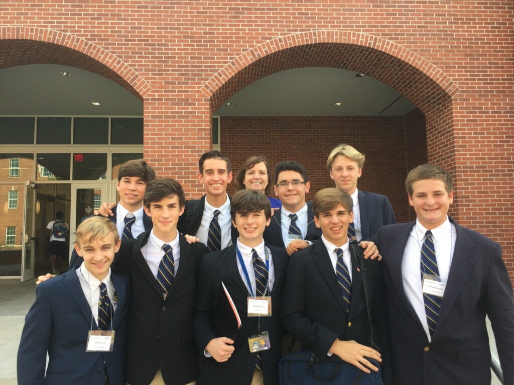 New SPS Club Provides Experience, Exposition in Medical Careers – The ...