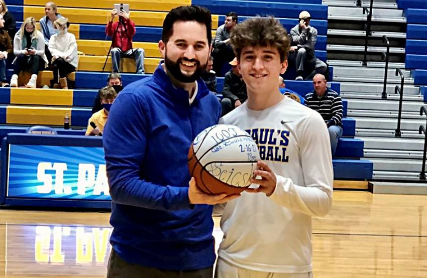 Basketball Wolves Receive Recognition – The Paper Wolf